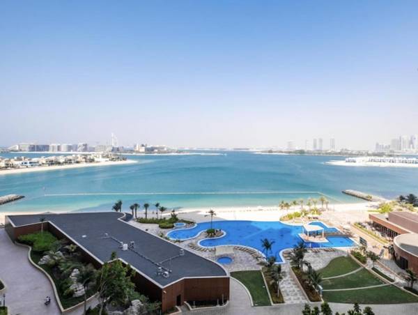Tiara Residences - Palm Jumeirah Dubai: 24-Hour Front Desk
