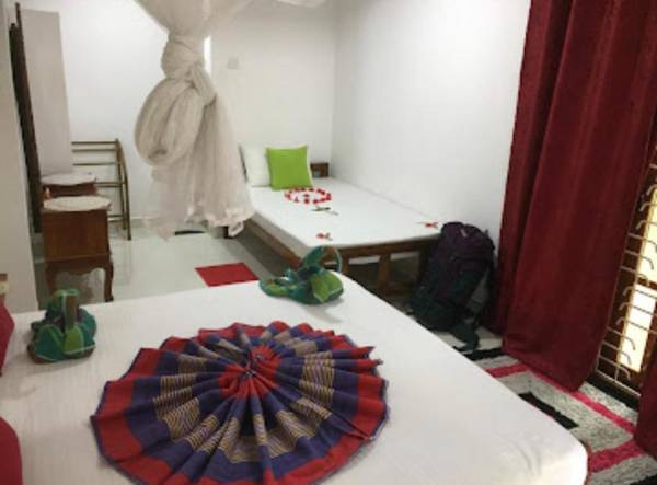 Sigiriya village home stay - Book Rooms 24/7
