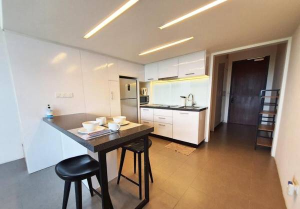 KL Sentral EST Bangsar Loft Suite LRT NETFLIX: 24-Reception