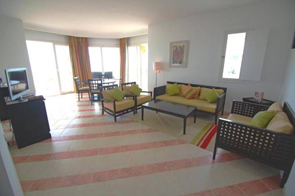 Golden Tulip Taj Sultan Resort, Hammamet: 24-Hour Front Desk